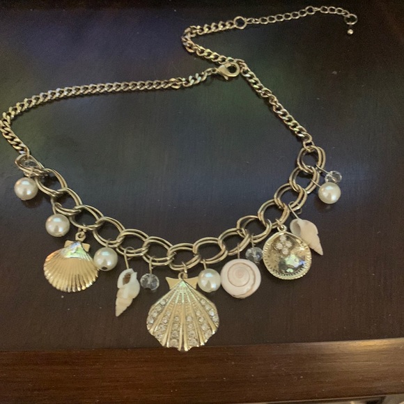 Jewelry | Shell Theme Necklace | Poshmark